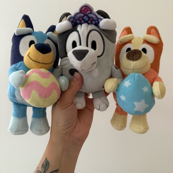 Bluey | Toys | Bluey Bingo And Muffin Stuffed Animal Set | Poshmark